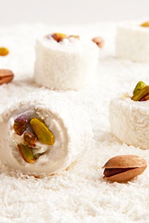 CMarket | Turkish Delight Academy Sultan Hazelnut and Pistachio Wrap ...