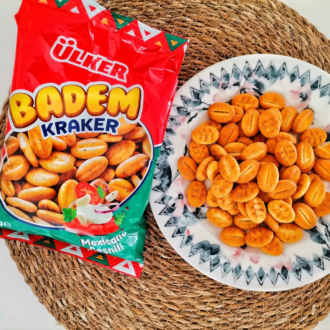 CMarket | Ulker Almond Cracker Mexican Live 135g
